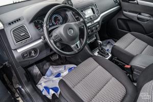 Volkswagen Sharan 2014 in Kaunas, with an engine capacity of 2.00 L and mileage of 273 thousand km for 9990 €, photo 6 on AUTOMOTO.COM.LV