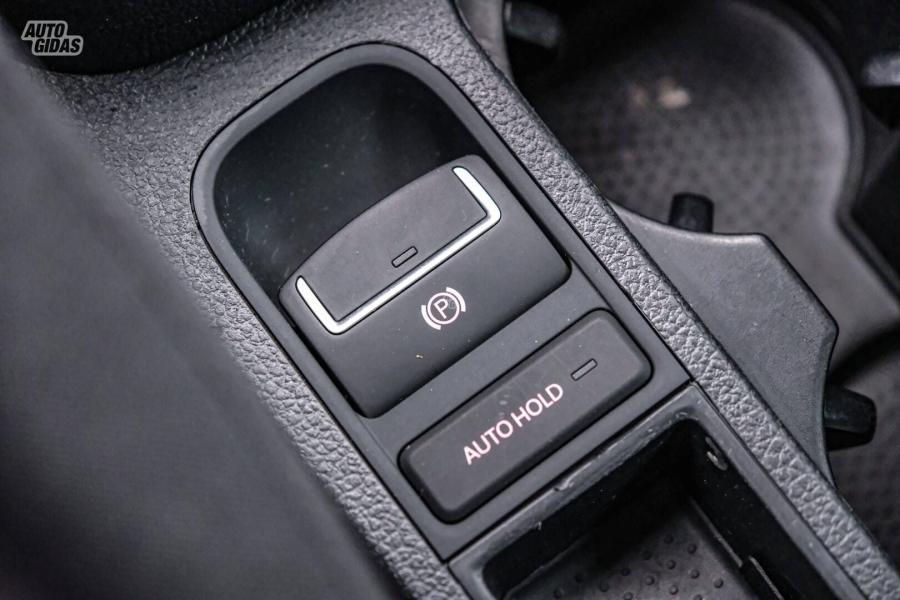 Volkswagen Sharan 2014 in Kaunas, with an engine capacity of 2.00 L and mileage of 273 thousand km for 9990 €, photo 24 on AUTOMOTO.COM.LV