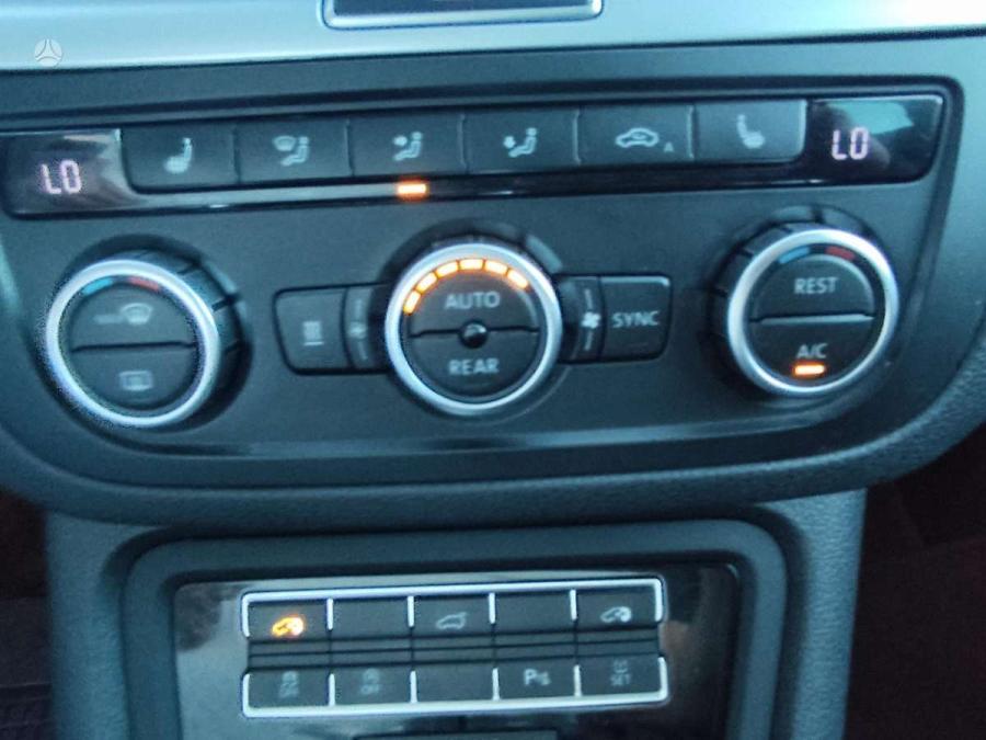 Volkswagen Sharan 2014 Šauļi, ar dzinēja tilpumu 2.00 L un nobraukumu 280 tūkst. km par 8200 €, foto 36 vietnē AUTOMOTO.COM.LV