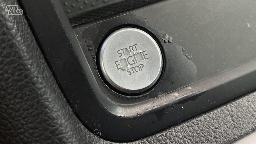 Volkswagen Sharan 2014 in Marijampole, with an engine capacity of 2.00 L and mileage of 290 thousand km for 9990 €, photo 13 on AUTOMOTO.COM.LV