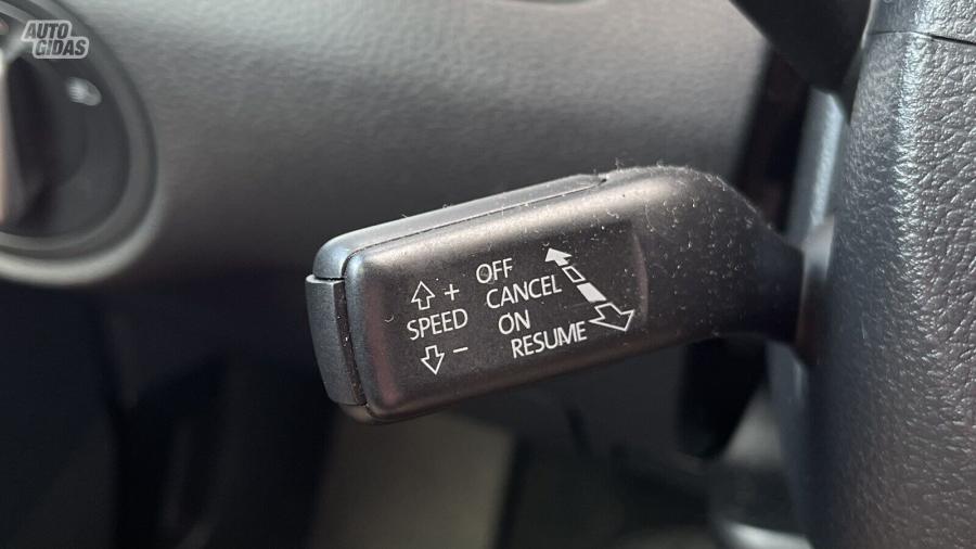 Volkswagen Sharan 2014 in Marijampole, with an engine capacity of 2.00 L and mileage of 290 thousand km for 9990 €, photo 32 on AUTOMOTO.COM.LV