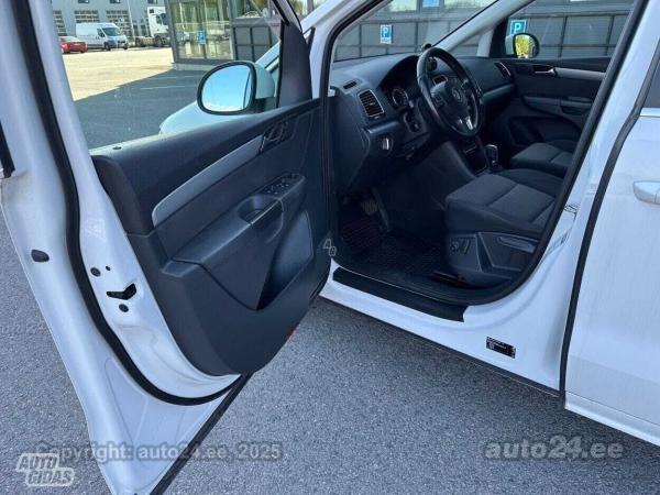 Volkswagen Sharan 2014 in Kaunas, with an engine capacity of 2.00 L and mileage of 251 thousand km for 6950 €, photo 4 on AUTOMOTO.COM.LV