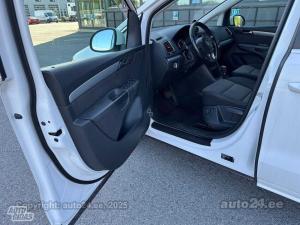 Volkswagen Sharan 2014 in Kaunas, with an engine capacity of 2.00 L and mileage of 251 thousand km for 6950 €, photo 4 on AUTOMOTO.COM.LV