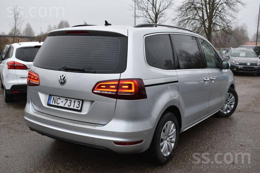 Volkswagen Sharan 2016 in Kuldiga, with an engine capacity of 2.00 L and mileage of 0 thousand km for 9550 €, photo 2 on AUTOMOTO.COM.LV