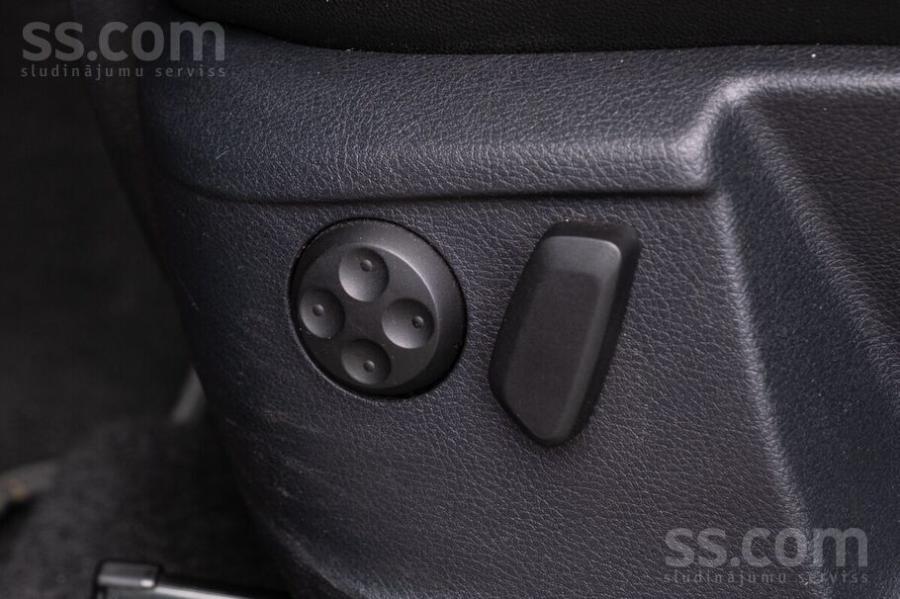 Volkswagen Sharan 2016 Rīga, ar dzinēja tilpumu 2.00 L un nobraukumu 296 tūkst. km par 11950 €, foto 19 vietnē AUTOMOTO.COM.LV