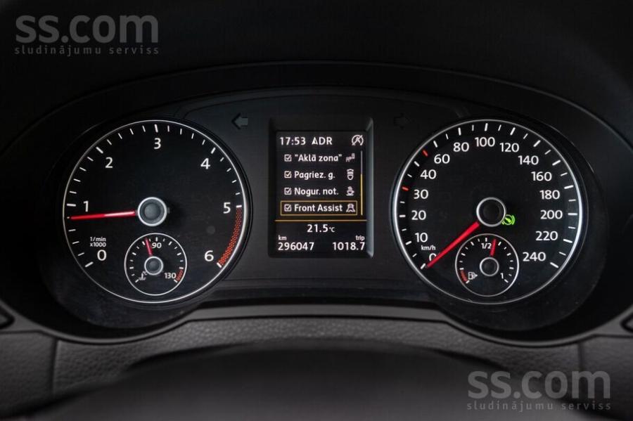 Volkswagen Sharan 2016 Rīga, ar dzinēja tilpumu 2.00 L un nobraukumu 296 tūkst. km par 11950 €, foto 28 vietnē AUTOMOTO.COM.LV