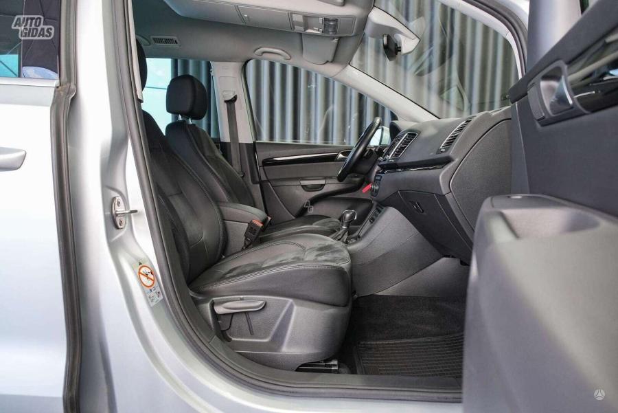 Volkswagen Sharan 2019 Marijampole, ar dzinēja tilpumu 2.00 L un nobraukumu 300 tūkst. km par 12750 €, foto 38 vietnē AUTOMOTO.COM.LV