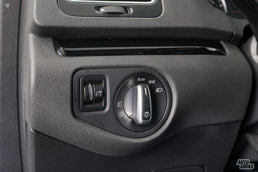 Volkswagen Sharan 2019 Marijampole, ar dzinēja tilpumu 2.00 L un nobraukumu 300 tūkst. km par 12750 €, foto 27 vietnē AUTOMOTO.COM.LV