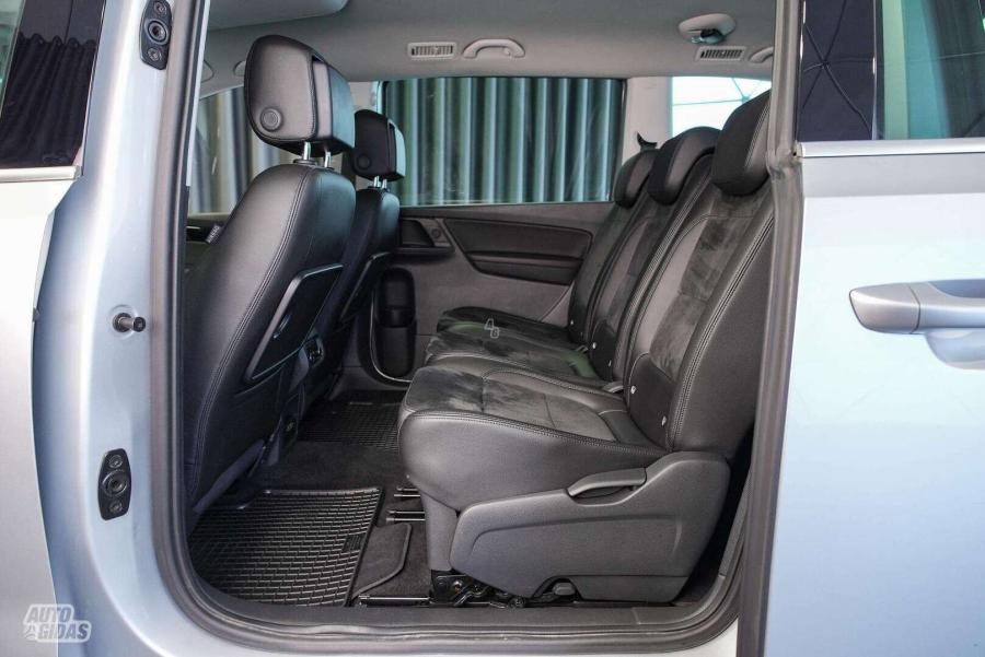 Volkswagen Sharan 2019 Marijampole, ar dzinēja tilpumu 2.00 L un nobraukumu 300 tūkst. km par 12750 €, foto 32 vietnē AUTOMOTO.COM.LV