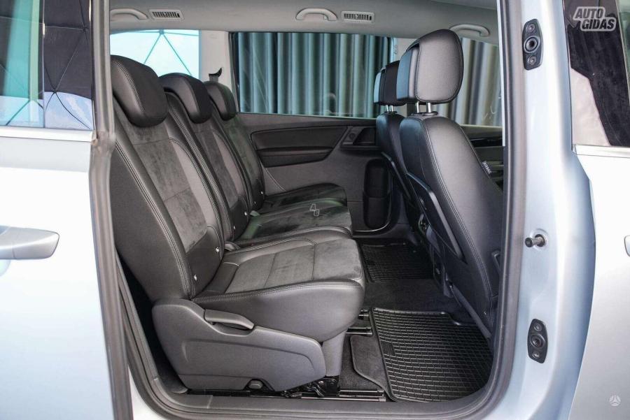 Volkswagen Sharan 2019 Marijampole, ar dzinēja tilpumu 2.00 L un nobraukumu 300 tūkst. km par 12750 €, foto 36 vietnē AUTOMOTO.COM.LV