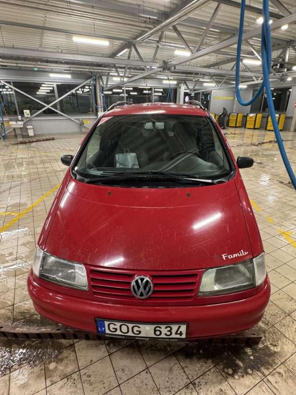 Sarkans Volkswagen Sharan 2000 Viļņa, ar dzinēja tilpumu 1.90 L un nobraukumu 399 tūkst. km par 1200 €, foto 5 vietnē AUTOMOTO.COM.LV