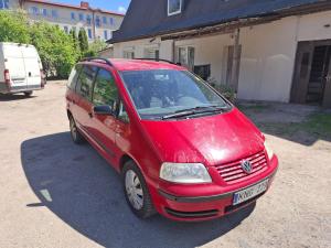 Red Volkswagen Sharan 2001 in Vilnius, with an engine capacity of 1.90 L and mileage of 307 thousand km for 900 €, photo 4 on AUTOMOTO.COM.LV