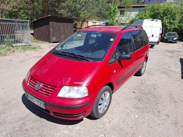 Sarkans Volkswagen Sharan 2001 Viļņa, ar dzinēja tilpumu 1.90 L un nobraukumu 307 tūkst. km par 900 €, foto 4 vietnē AUTOMOTO.COM.LV