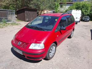 Red Volkswagen Sharan 2001 in Vilnius, with an engine capacity of 1.90 L and mileage of 307 thousand km for 900 €, photo 5 on AUTOMOTO.COM.LV