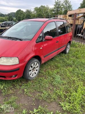Sarkans Volkswagen Sharan 2004 Panevēža, ar dzinēja tilpumu 1.90 L un nobraukumu 300 tūkst. km par 500 €, foto 3 vietnē AUTOMOTO.COM.LV