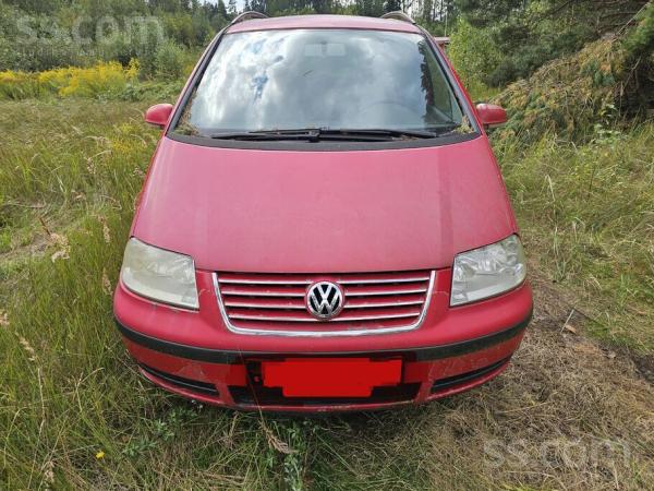 Red Volkswagen Sharan 2005 in Riga, with an engine capacity of 2.00 L and mileage of 0 thousand km for 1700 €, photo 11 on AUTOMOTO.COM.LV