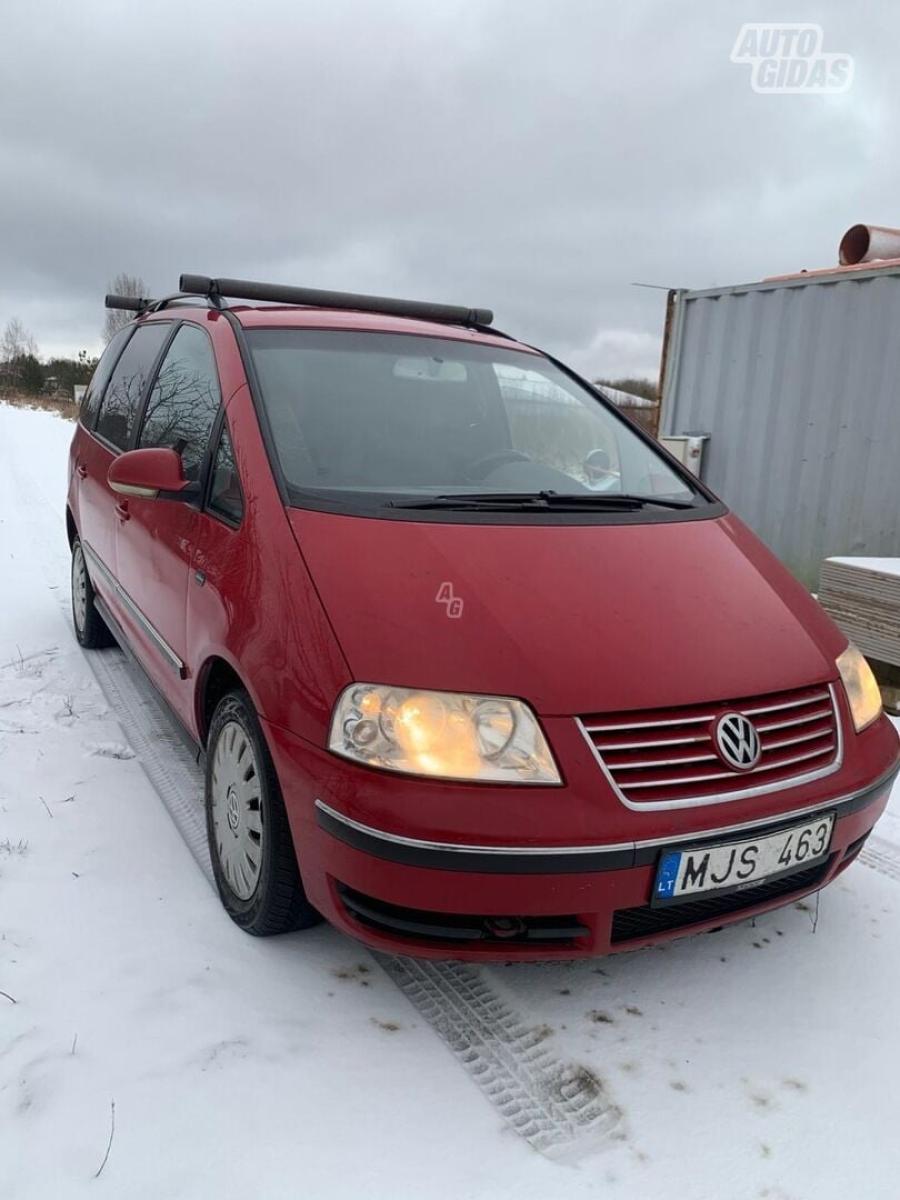 Red Volkswagen Sharan 2006 in Vilnius, with an engine capacity of 2.00 L and mileage of 347 thousand km for 2500 €, photo 7 on AUTOMOTO.COM.LV