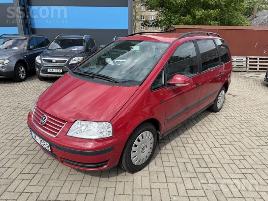 Sarkans Volkswagen Sharan 2007 Rēzekne, ar dzinēja tilpumu 2.00 L un nobraukumu 0 tūkst. km par 3750 €, foto 4 vietnē AUTOMOTO.COM.LV