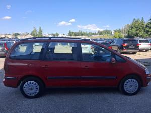 Sarkans Volkswagen Sharan 2009 Utena, ar dzinēja tilpumu 1.97 L un nobraukumu 240 tūkst. km par 2750 €, foto 7 vietnē AUTOMOTO.COM.LV