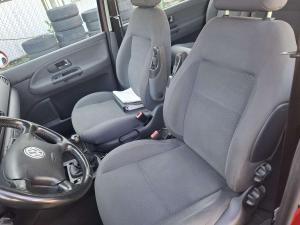 Sarkans Volkswagen Sharan 2009 Utena, ar dzinēja tilpumu 1.97 L un nobraukumu 240 tūkst. km par 2750 €, foto 14 vietnē AUTOMOTO.COM.LV