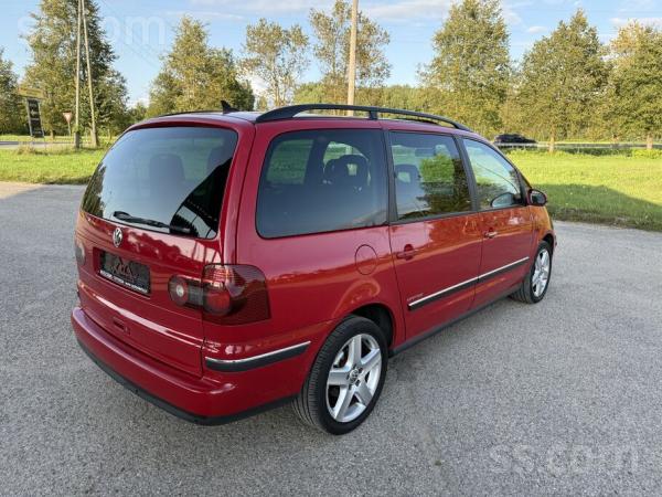 Sarkans Volkswagen Sharan 2009 Ogre, ar dzinēja tilpumu 2.00 L un nobraukumu 279 tūkst. km par 4799 €, foto 5 vietnē AUTOMOTO.COM.LV