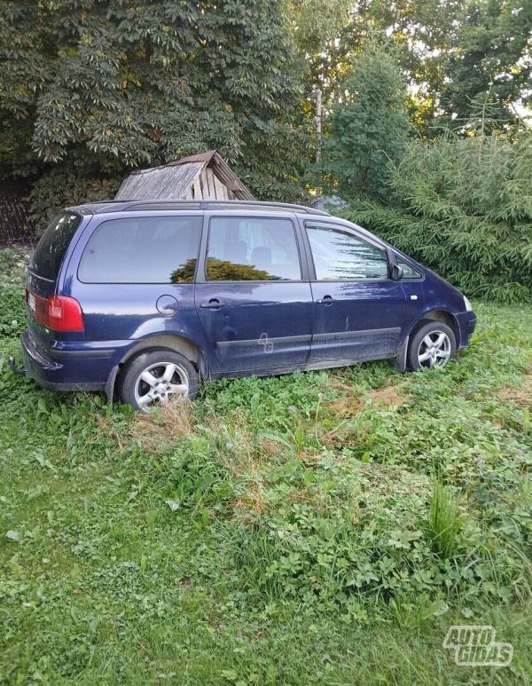 Volkswagen Sharan 2001 in Pasvalys, with an engine capacity of 1.90 L and mileage of 300 thousand km for 700 €, photo 3 on AUTOMOTO.COM.LV