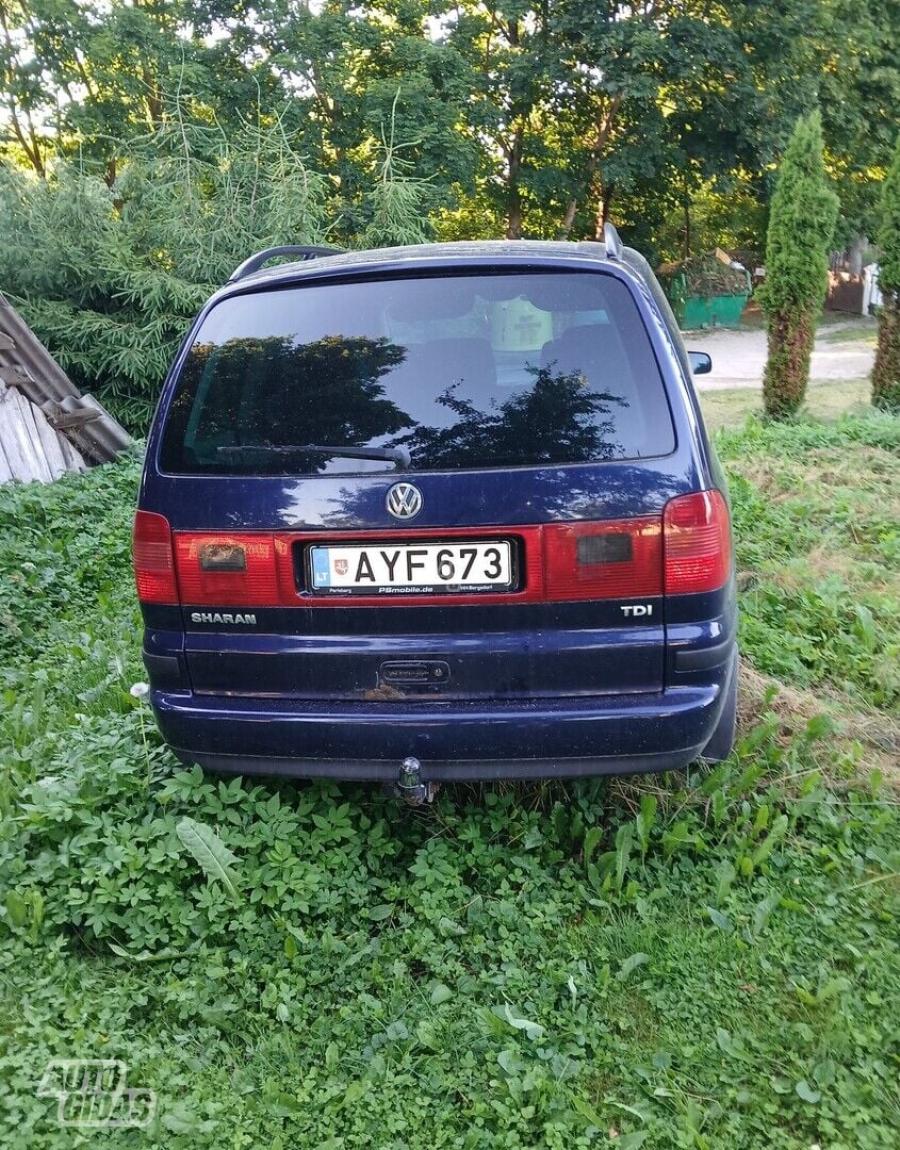 Volkswagen Sharan 2001 in Pasvalys, with an engine capacity of 1.90 L and mileage of 300 thousand km for 700 €, photo 5 on AUTOMOTO.COM.LV