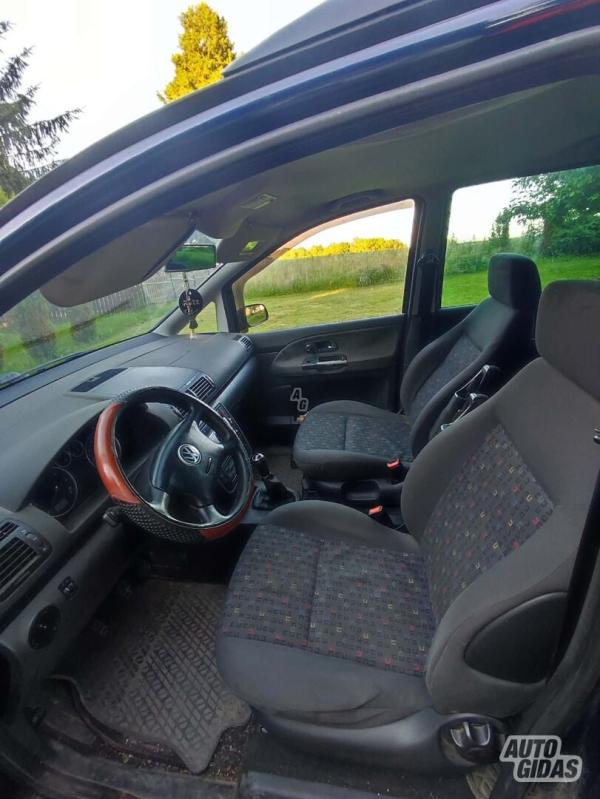 Volkswagen Sharan 2001 in Pasvalys, with an engine capacity of 1.90 L and mileage of 300 thousand km for 700 €, photo 6 on AUTOMOTO.COM.LV