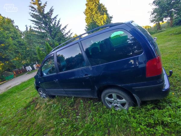 Volkswagen Sharan 2001 in Pasvalys, with an engine capacity of 1.90 L and mileage of 300 thousand km for 700 €, photo 7 on AUTOMOTO.COM.LV