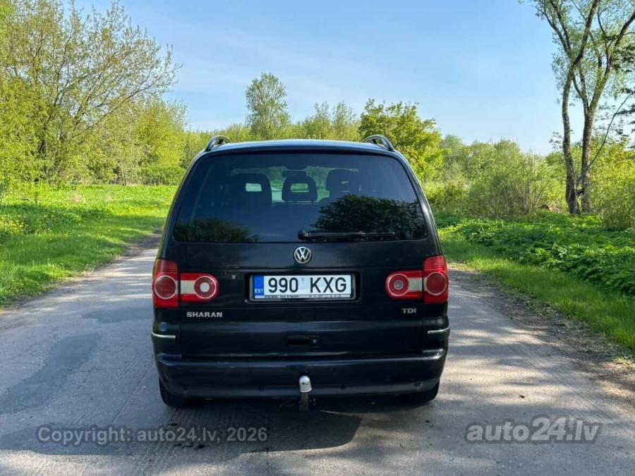 Volkswagen Sharan 2004 Narva, ar dzinēja tilpumu 1.90 L un nobraukumu 300 tūkst. km par 1600 €, foto 5 vietnē AUTOMOTO.COM.LV