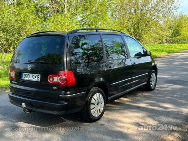 Volkswagen Sharan 2004 Narva, ar dzinēja tilpumu 1.90 L un nobraukumu 300 tūkst. km par 1600 €, foto 5 vietnē AUTOMOTO.COM.LV