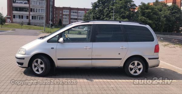 Volkswagen Sharan 2005 Narva, ar dzinēja tilpumu 1.90 L un nobraukumu 220 tūkst. km par 3500 €, foto 3 vietnē AUTOMOTO.COM.LV