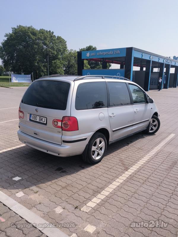 Volkswagen Sharan 2005 Narva, ar dzinēja tilpumu 1.90 L un nobraukumu 220 tūkst. km par 3500 €, foto 4 vietnē AUTOMOTO.COM.LV
