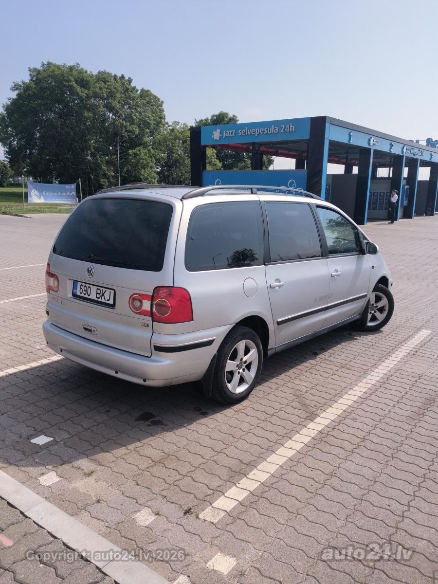 Volkswagen Sharan 2005 Narva, ar dzinēja tilpumu 1.90 L un nobraukumu 220 tūkst. km par 3500 €, foto 5 vietnē AUTOMOTO.COM.LV
