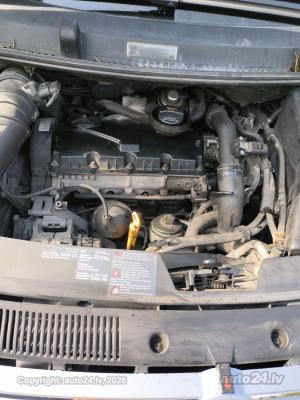 Volkswagen Sharan 2005 Narva, ar dzinēja tilpumu 1.90 L un nobraukumu 220 tūkst. km par 3500 €, foto 8 vietnē AUTOMOTO.COM.LV
