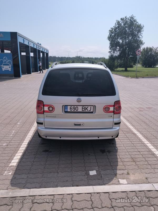 Volkswagen Sharan 2005 in Narva, with an engine capacity of 1.90 L and mileage of 220 thousand km for 3500 €, photo 10 on AUTOMOTO.COM.LV