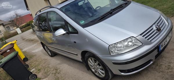 Volkswagen Sharan 2006 in Vilnius, with an engine capacity of 2.00 L and mileage of 288 thousand km for 3100 €, photo 2 on AUTOMOTO.COM.LV