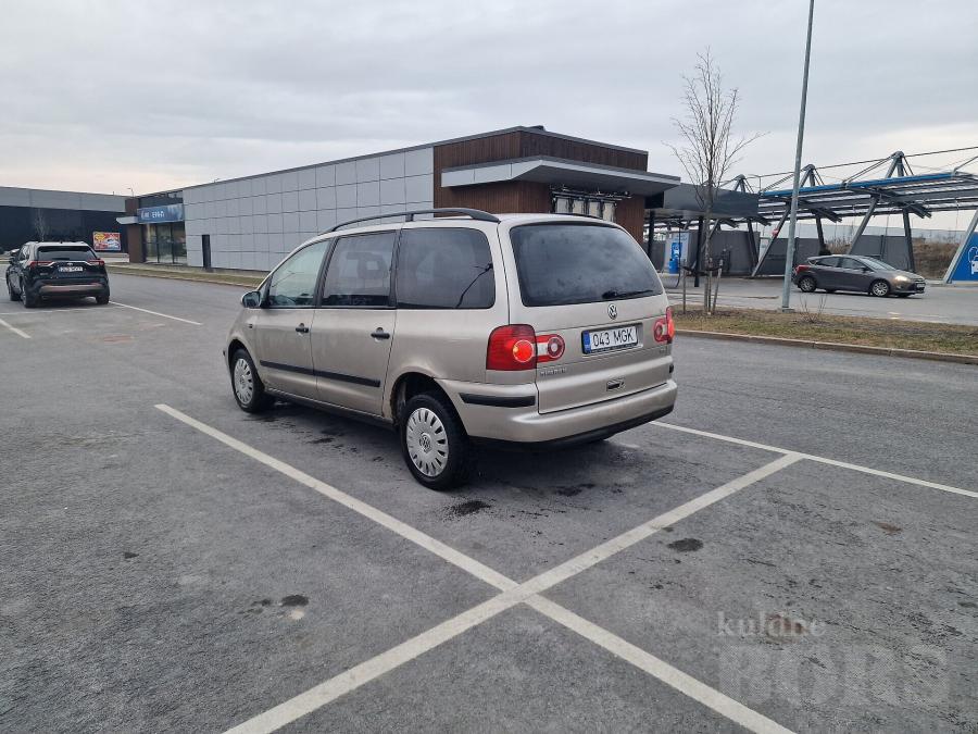 Volkswagen Sharan 2006 Tartu, ar dzinēja tilpumu 0.00 L un nobraukumu 270 tūkst. km par 1150 €, foto 1 vietnē AUTOMOTO.COM.LV