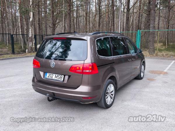 Volkswagen Sharan 2012 in Tallinn, with an engine capacity of 2.00 L and mileage of 0 thousand km for 7500 €, photo 3 on AUTOMOTO.COM.LV