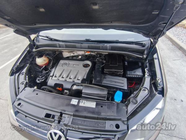 Volkswagen Sharan 2012 in Tallinn, with an engine capacity of 2.00 L and mileage of 0 thousand km for 7500 €, photo 4 on AUTOMOTO.COM.LV