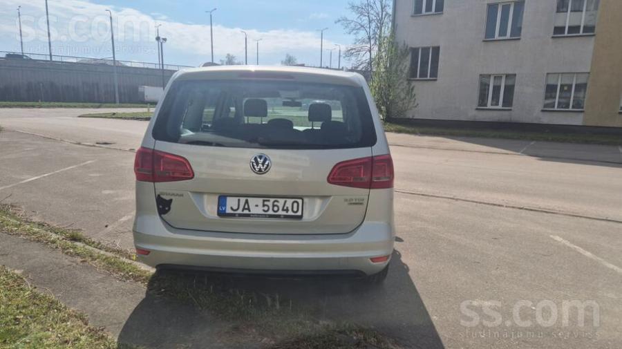 Volkswagen Sharan 2012 Rīga, ar dzinēja tilpumu 2.00 L un nobraukumu 345 tūkst. km par 3200 €, foto 3 vietnē AUTOMOTO.COM.LV