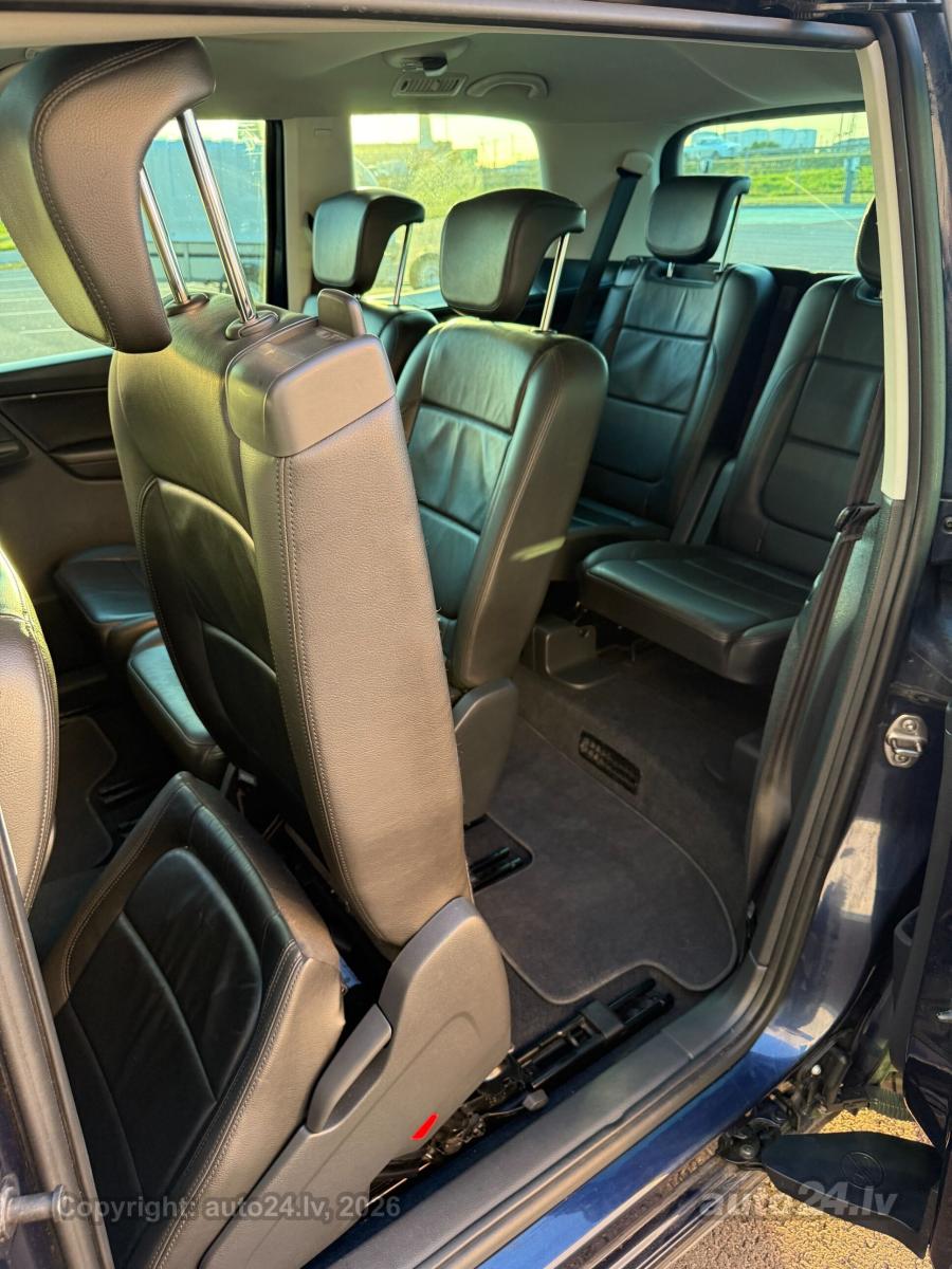 Volkswagen Sharan 2015 Tallina, ar dzinēja tilpumu 2.00 L un nobraukumu 237 tūkst. km par 16450 €, foto 9 vietnē AUTOMOTO.COM.LV