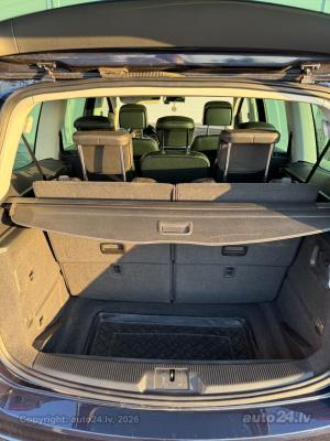Volkswagen Sharan 2015 Tallina, ar dzinēja tilpumu 2.00 L un nobraukumu 237 tūkst. km par 16450 €, foto 10 vietnē AUTOMOTO.COM.LV