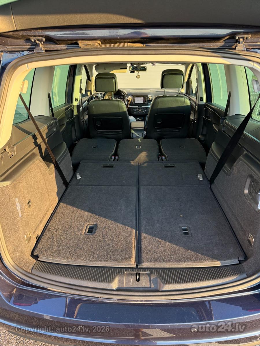 Volkswagen Sharan 2015 Tallina, ar dzinēja tilpumu 2.00 L un nobraukumu 237 tūkst. km par 16450 €, foto 12 vietnē AUTOMOTO.COM.LV