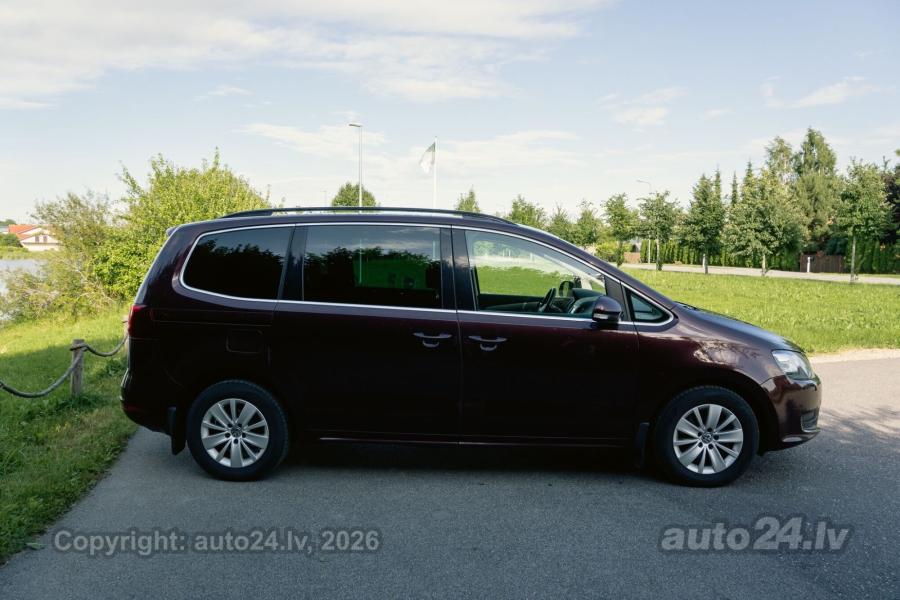Volkswagen Sharan 2017 Tallina, ar dzinēja tilpumu 2.00 L un nobraukumu 251 tūkst. km par 15000 €, foto 8 vietnē AUTOMOTO.COM.LV