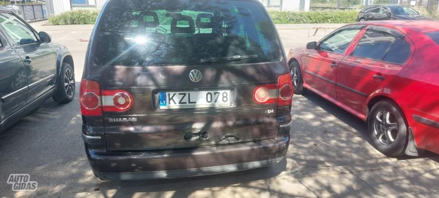 Violets Volkswagen Sharan 2006 Viļņa, ar dzinēja tilpumu 1.90 L un nobraukumu 400 tūkst. km par 550 €, foto 5 vietnē AUTOMOTO.COM.LV