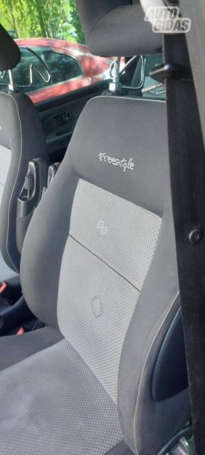 Violets Volkswagen Sharan 2006 Viļņa, ar dzinēja tilpumu 1.90 L un nobraukumu 400 tūkst. km par 550 €, foto 14 vietnē AUTOMOTO.COM.LV