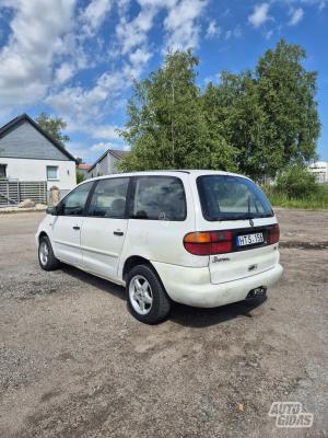 Белый Фольксваген Шаран 1998 в Клайпеда, объемом двигателя 1.90 л и пробегом 365 тыс. км за 700 €, фото  на AUTOMOTO.COM.LV