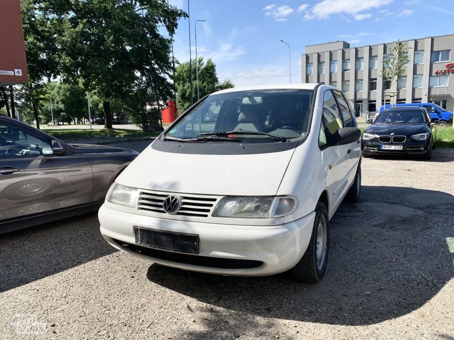 Balts Volkswagen Sharan 1999 Panevēža, ar dzinēja tilpumu 1.90 L un nobraukumu 454 tūkst. km par 390 €, foto 1 vietnē AUTOMOTO.COM.LV