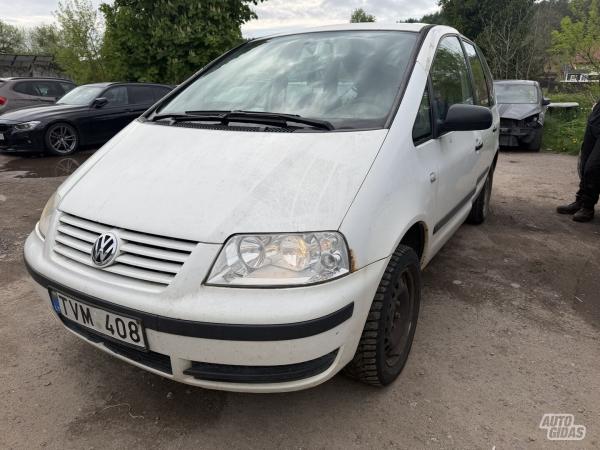 White Volkswagen Sharan 2002 in Prienai, with an engine capacity of 1.90 L and mileage of 225 thousand km for 599 €, photo 1 on AUTOMOTO.COM.LV